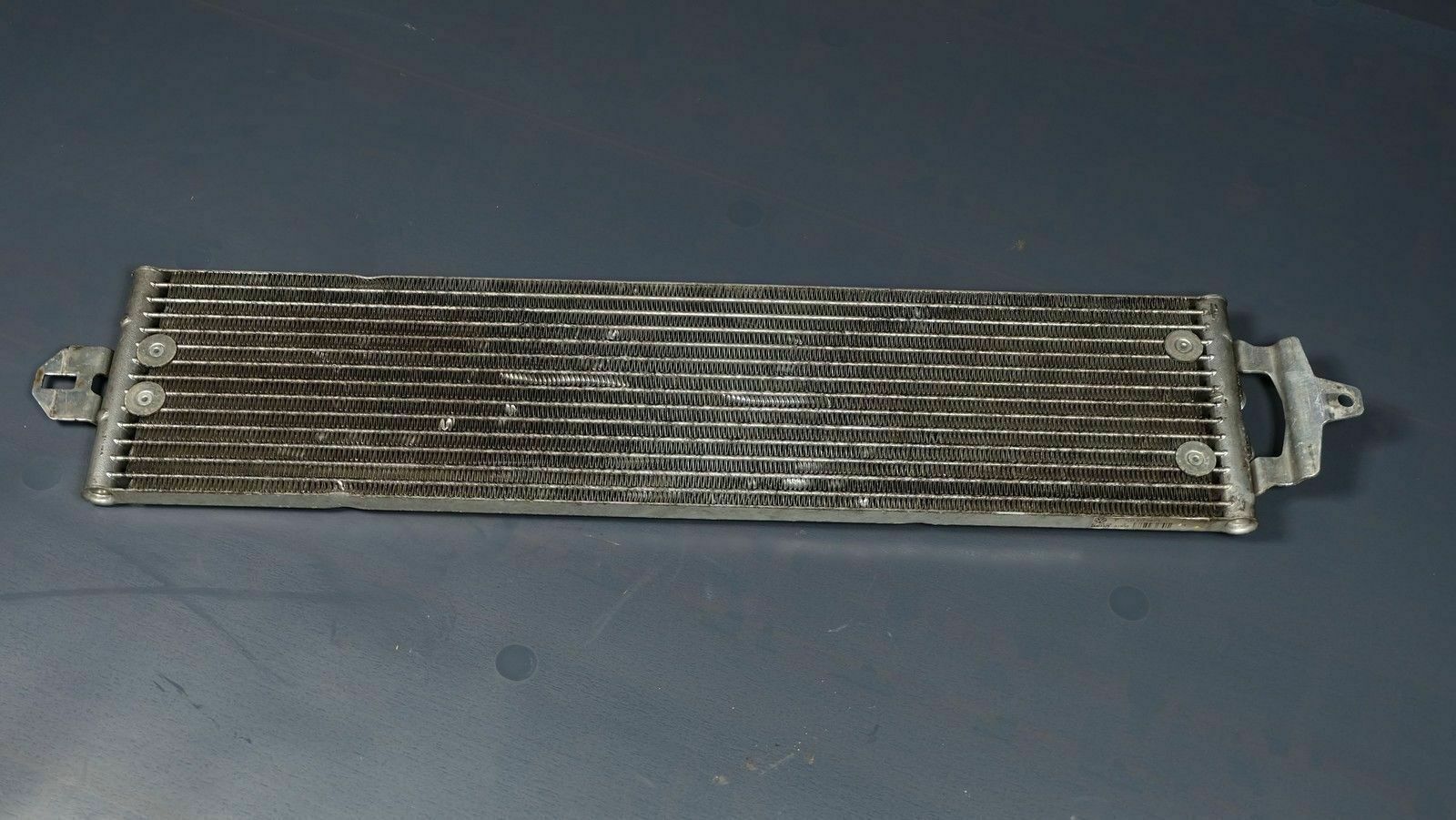 VW Touareg 7L Ölkühler Kühler Getriebeöl 7L0317021 | eBay