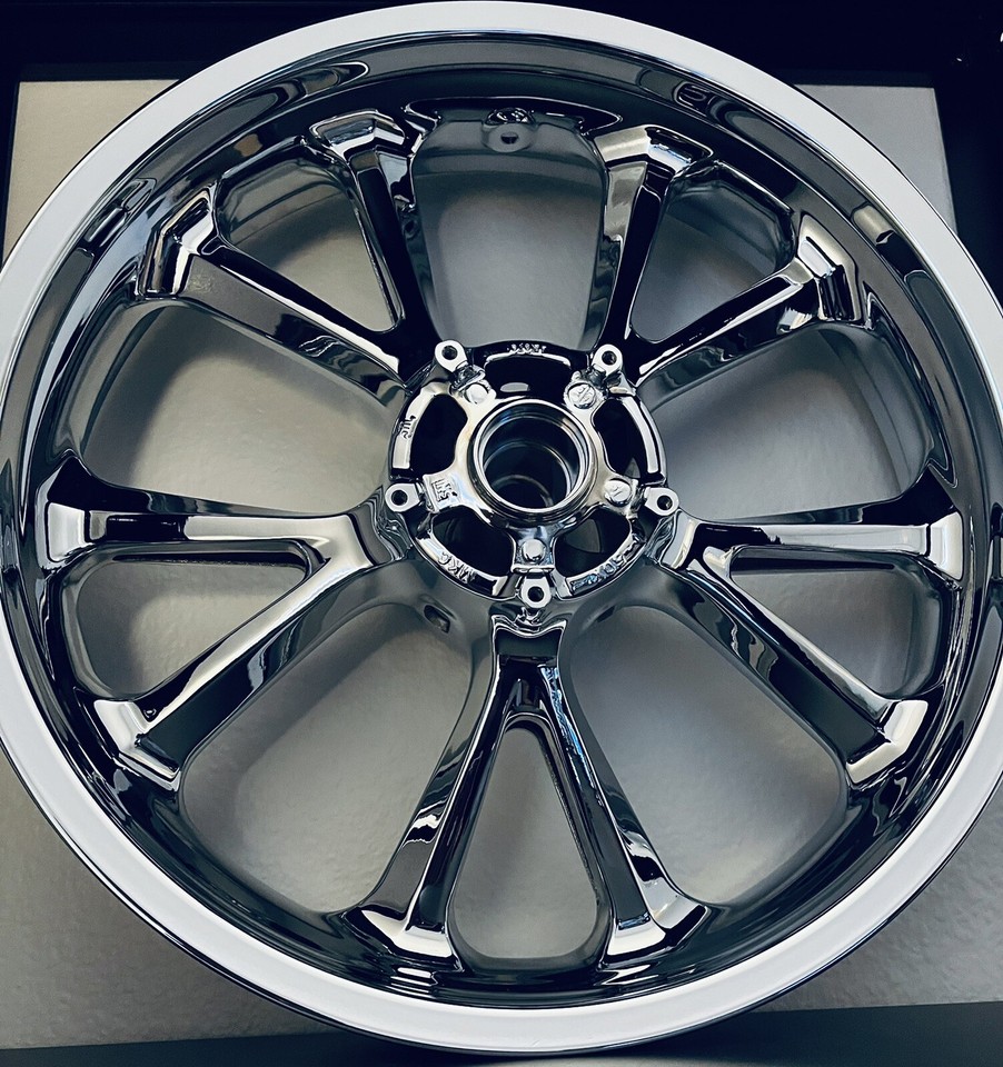 HONDA GOLDWING FRONT WHEEL CHROME 2018 -25 GL1800 44650-MKC-A10 OEM ...