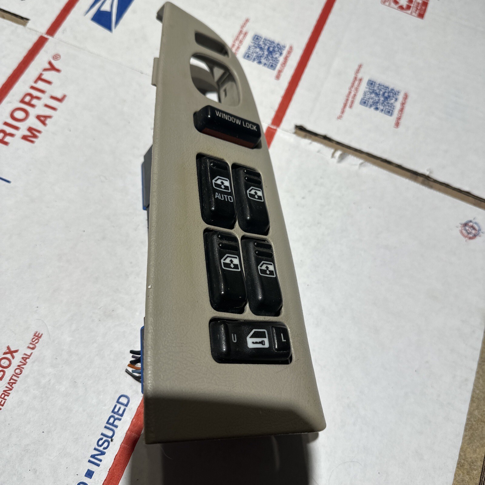 99-02 GMC Yukon Silverado Tahoe Master Window Switch Unit 201154G | eBay