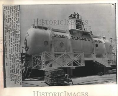 1965 Press Photo U.S. Navy's Sealab II steel cylinder to be christened ...