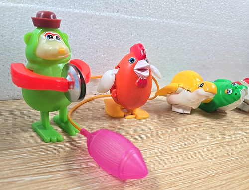 Lot of Vintage Hong Kong Wind Up Toys And Clapping Monkey Pump Toy | eBay