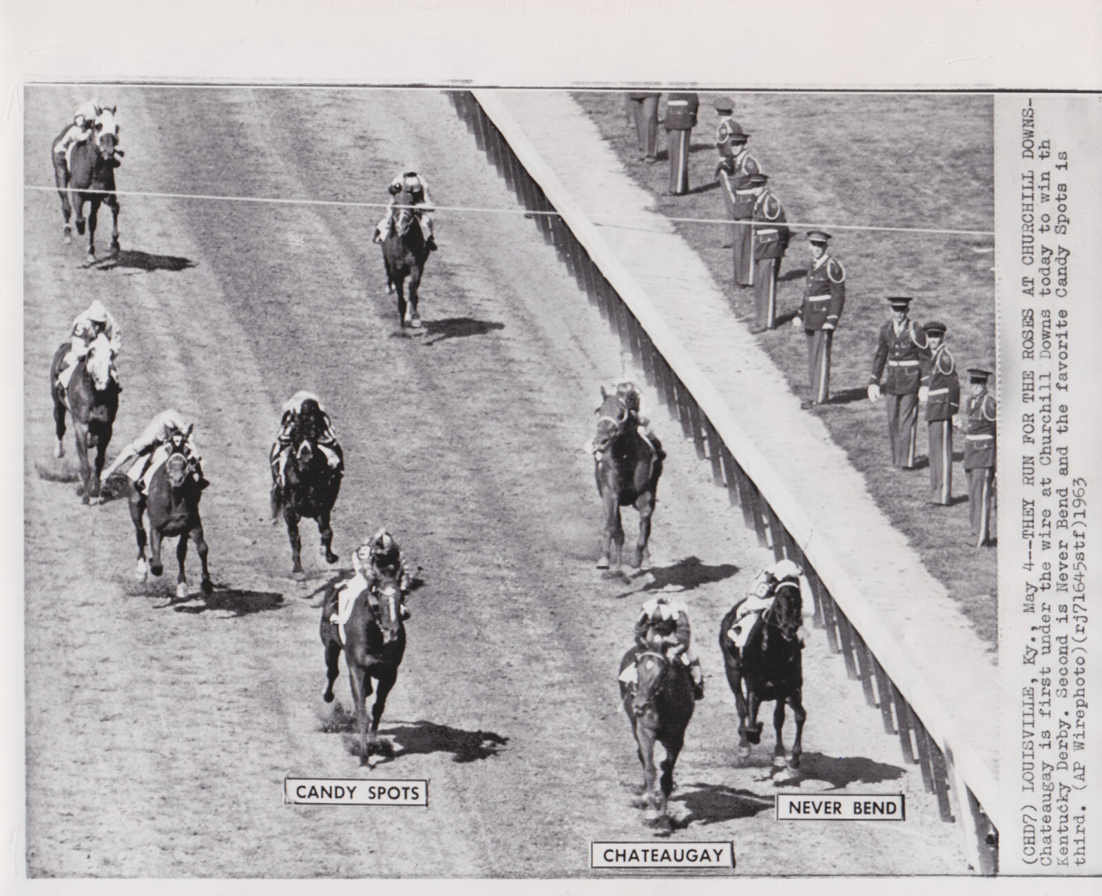 1963 Press Photo Racehorse Chateaugay & Jockey Braulio Baeza Wins ...
