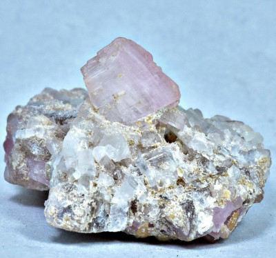 146 CT Beautiful Natural Light Pink Tourmaline Crystals Specimen ...