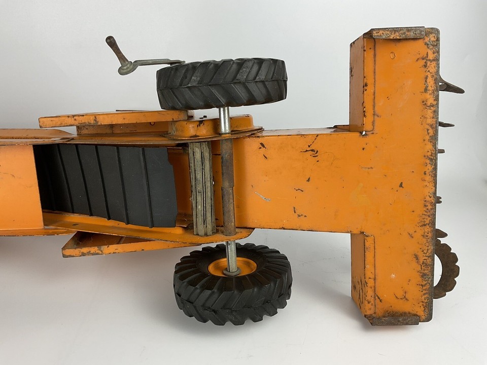 Vintage Nylint 1800 Pressed Steel Adams Travel Loader Construction ...