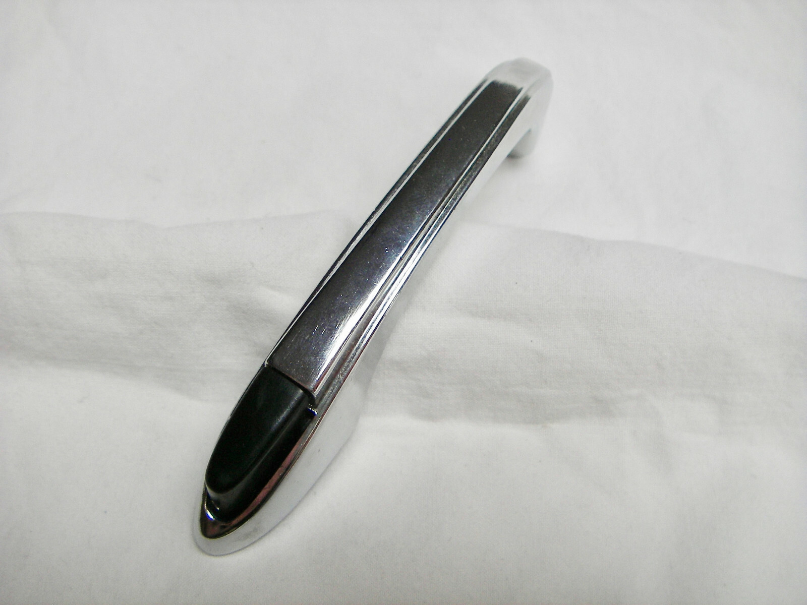 5+Vintage+Stanley+Chrome+Black+Push+Button+Cabinet+Handles+Latch+Set+ ...