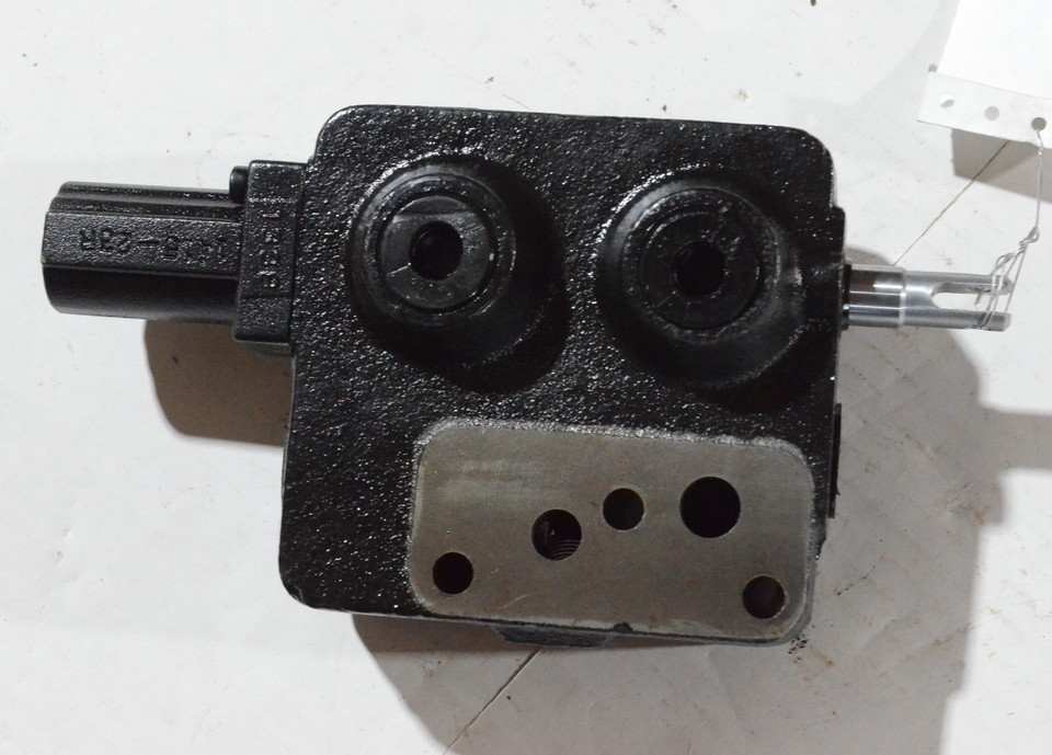 JOHN DEERE 4200 4600 4610 4410 4310 4200 4210 HYDRAULIC SPOOL VALVE ...