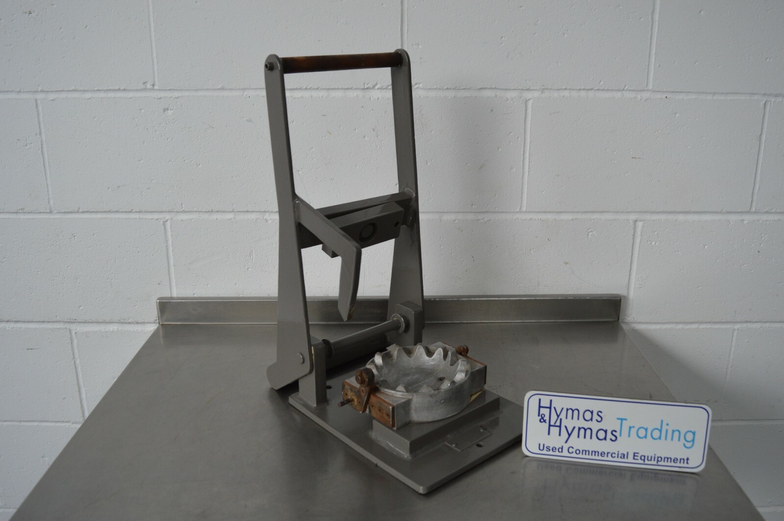 Camwheat hand turnover cornish pasty press machine + 6" x 3" x 2" thick ...