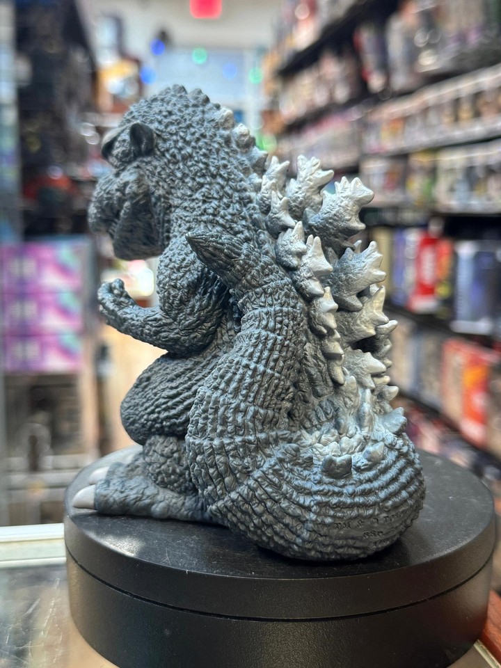 1954 Godzilla Enshrined SOFUBII Vinyl (Godzilla Kaiju, Banpresto) | eBay
