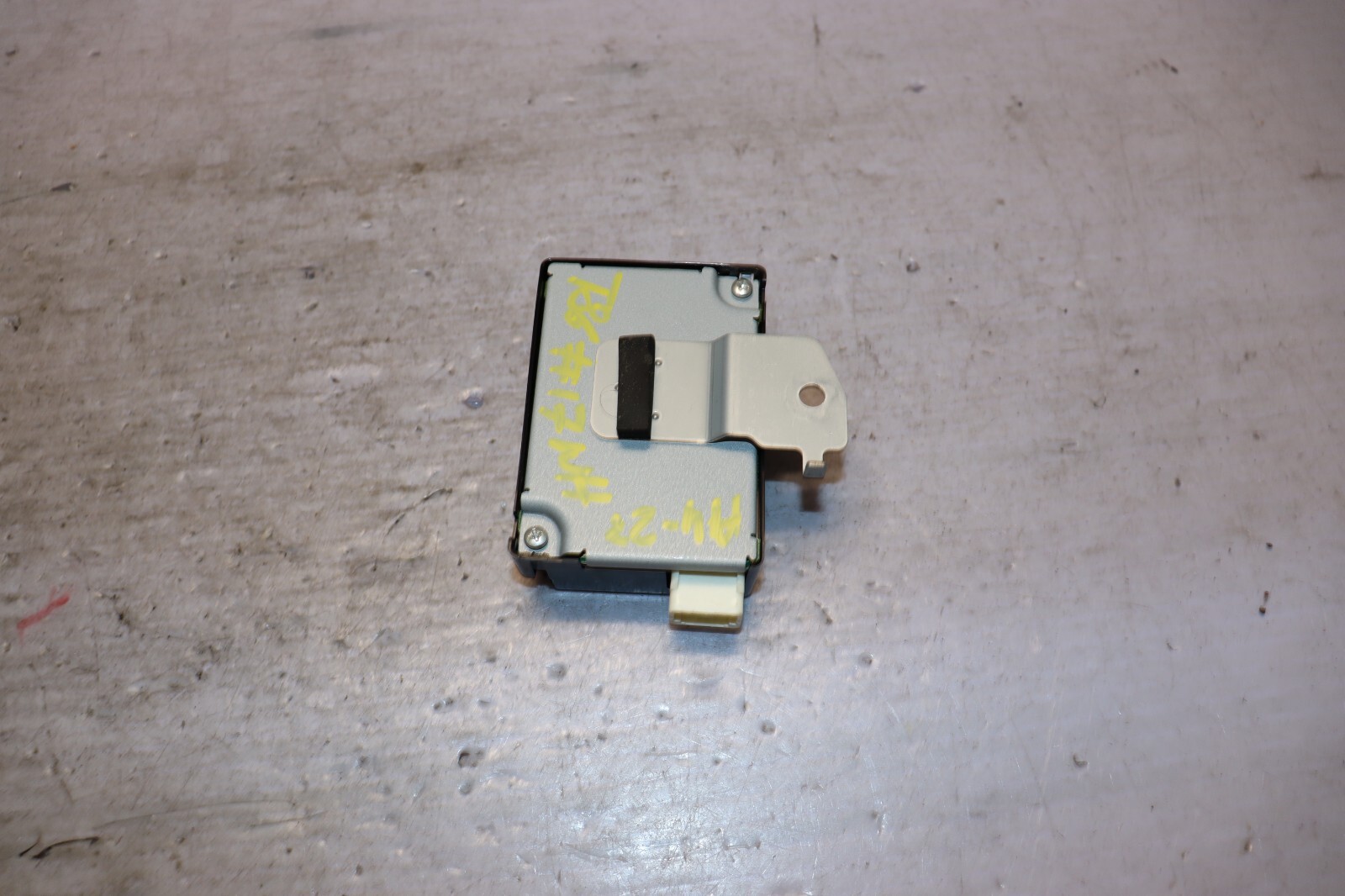 2017-2020 Toyota 86 Coupe Keyless Entry Module OEM | eBay