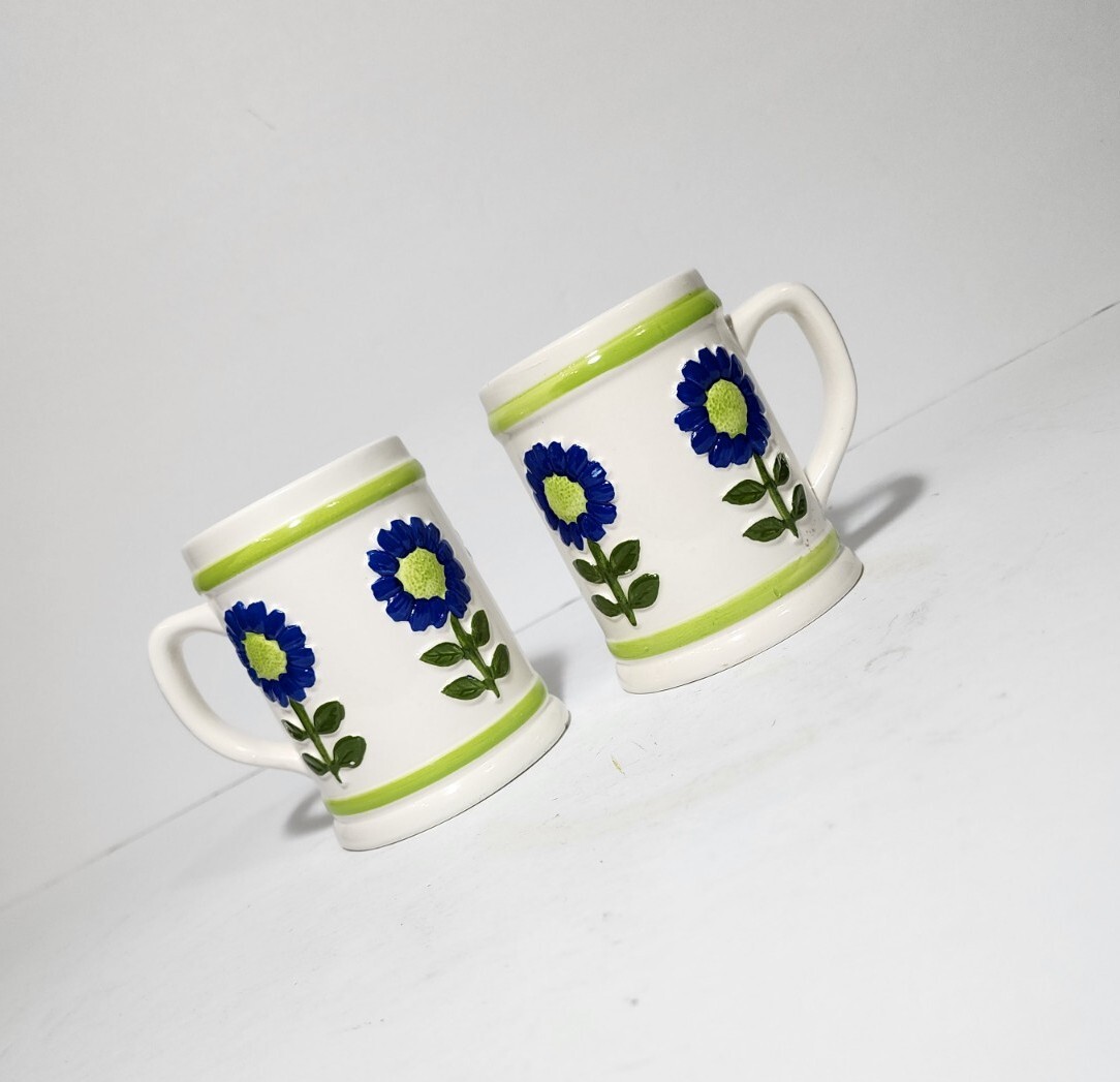 Set of 2 1970s Mugs Serenade by JSC Sunflowers Pedestal Irish Coffee ...