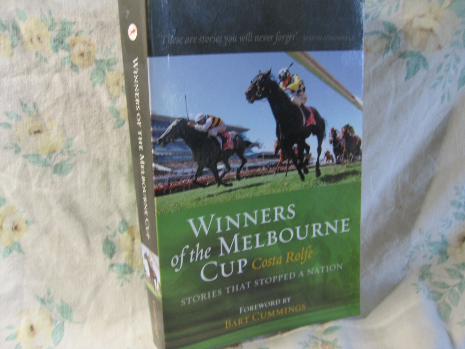 THE Melbourne Cup -1861-2000 (Maurice Cavanough) & Winners of the ...