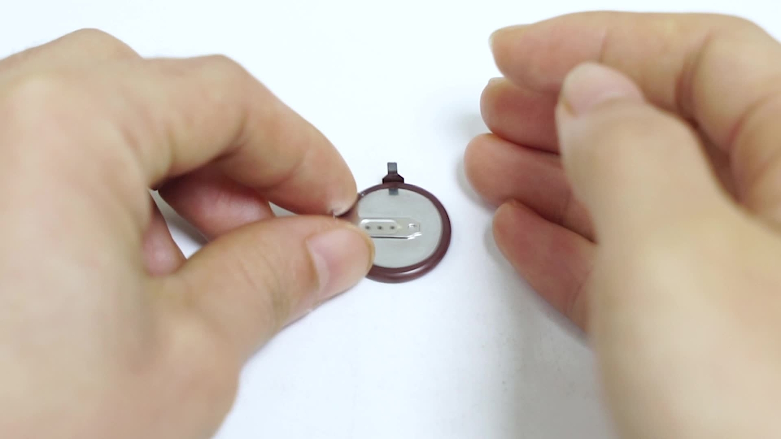 2 Panasonic Rechargeable Battery VL2020 90° for BMW E39 E46 E60 E90 E92 ...