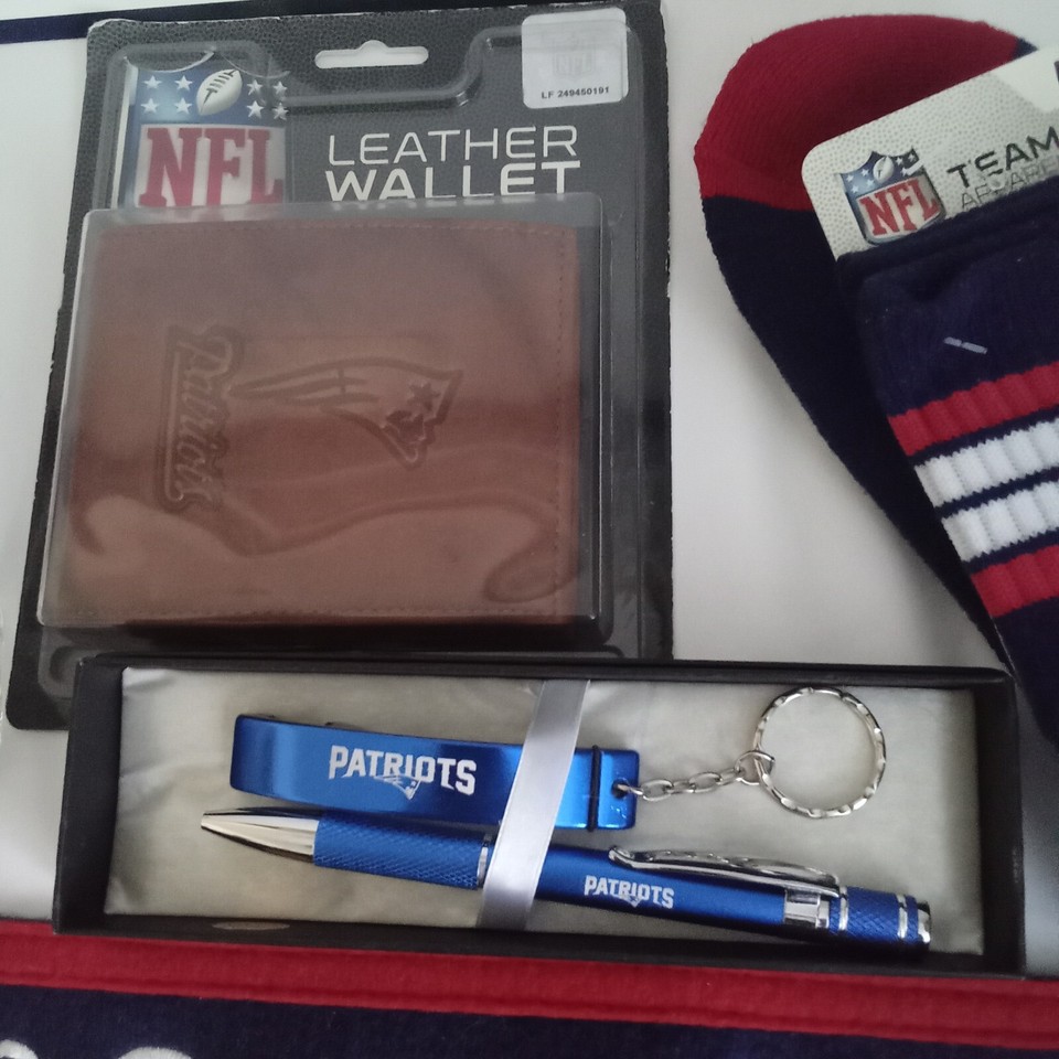 New England Patriots Souvenir Collection from longtime Fan 10 Items see ...