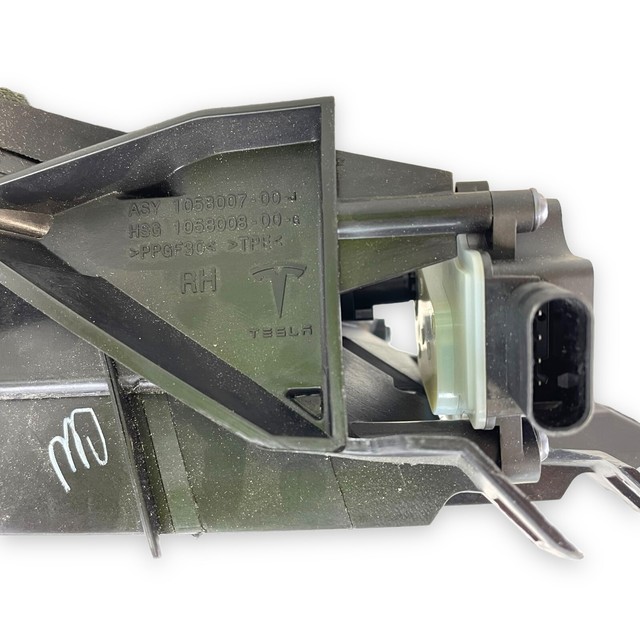 OEM 2016 - 2020 Tesla Model S Front Right Active Louvre Air Shutter ...