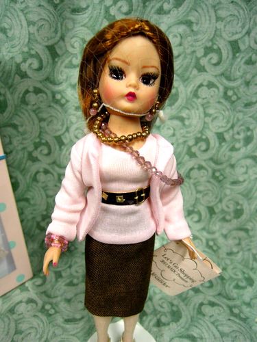 LC-2068 Madame ALEXANDER: "LET'S GO SHOPPING" vinyl doll, MADC Premiere 2011 | eBay
