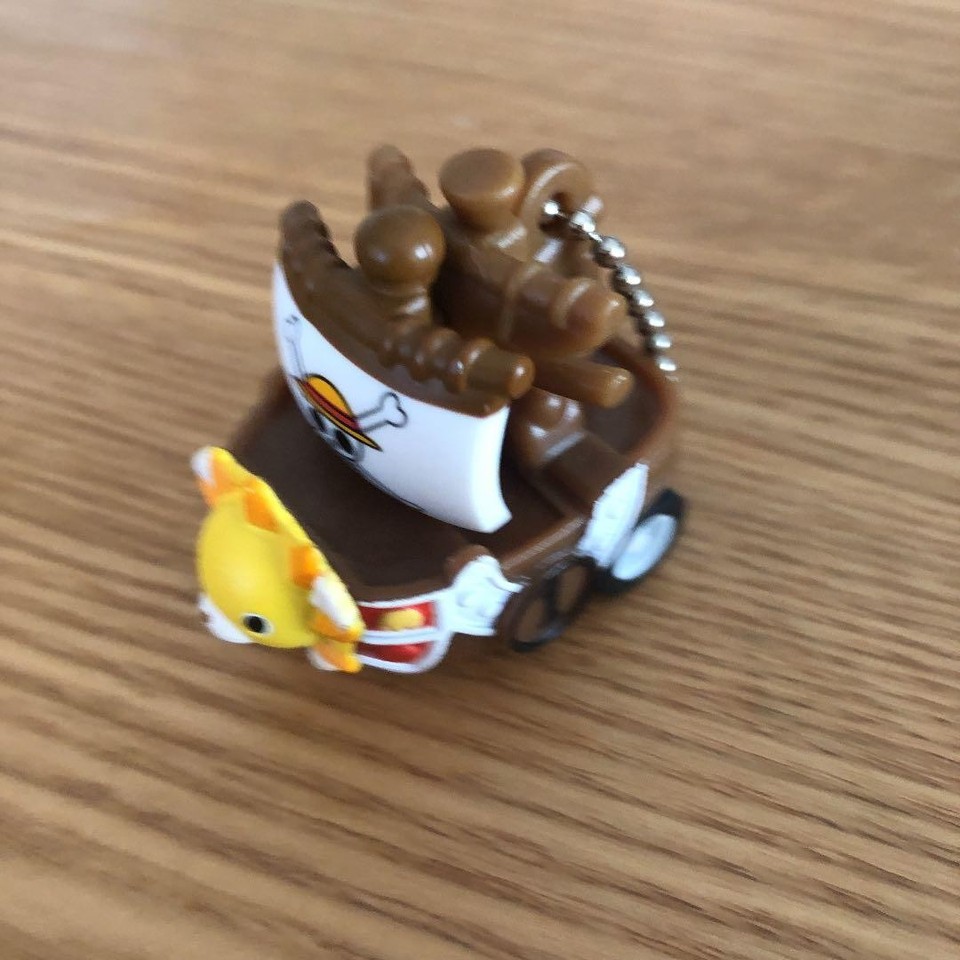One Piece Keychain 3-Piece Set - Going Merry & Thousand Sunny Pullback ...