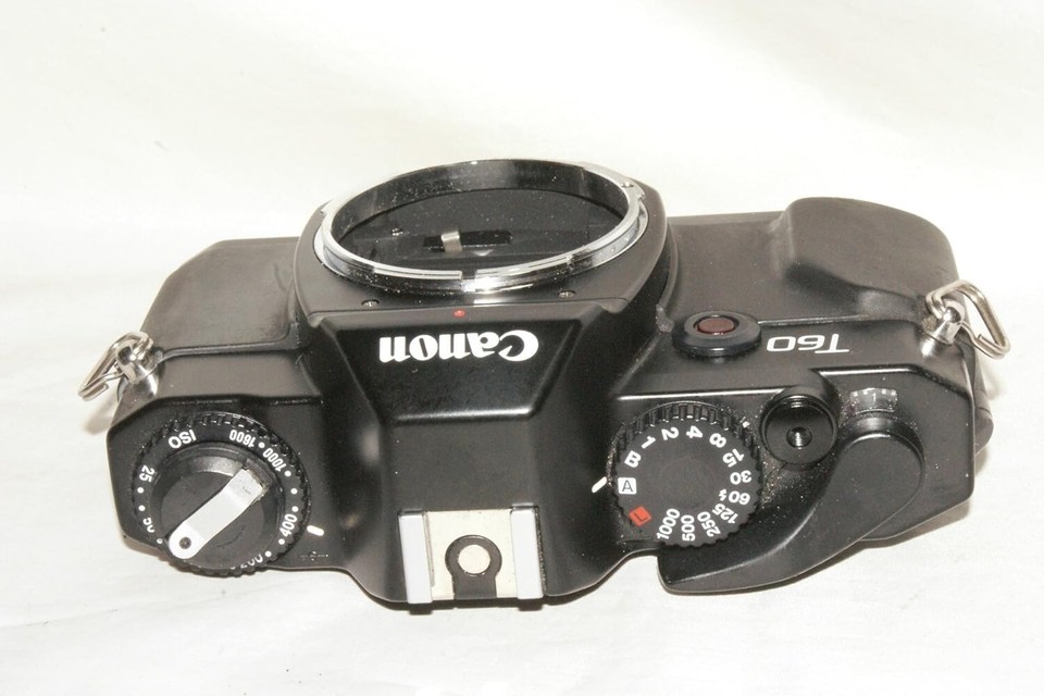 Canon T60 35mm SLR Film Camera Body FD Lens Mount ---- Tested Works ...