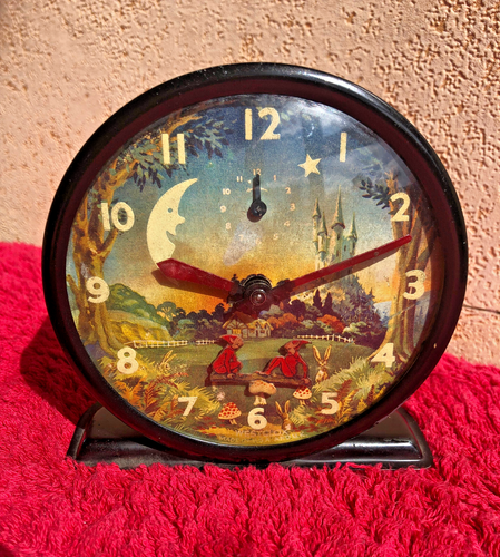 VINTAGE 1950'S WESTCLOX PIXIE / NURSERY CLOCK FULL WORKING ORDER ..VERY ...