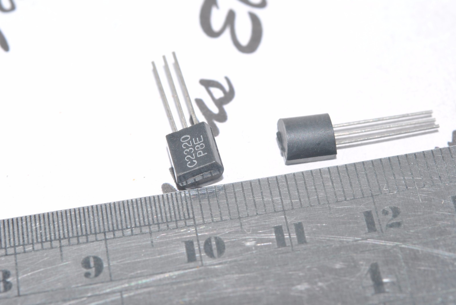 2pcs - 2SC2320 / C2320 Transistor NPN 0.3W 50V 0.2A TO-92 "Genuine" | eBay