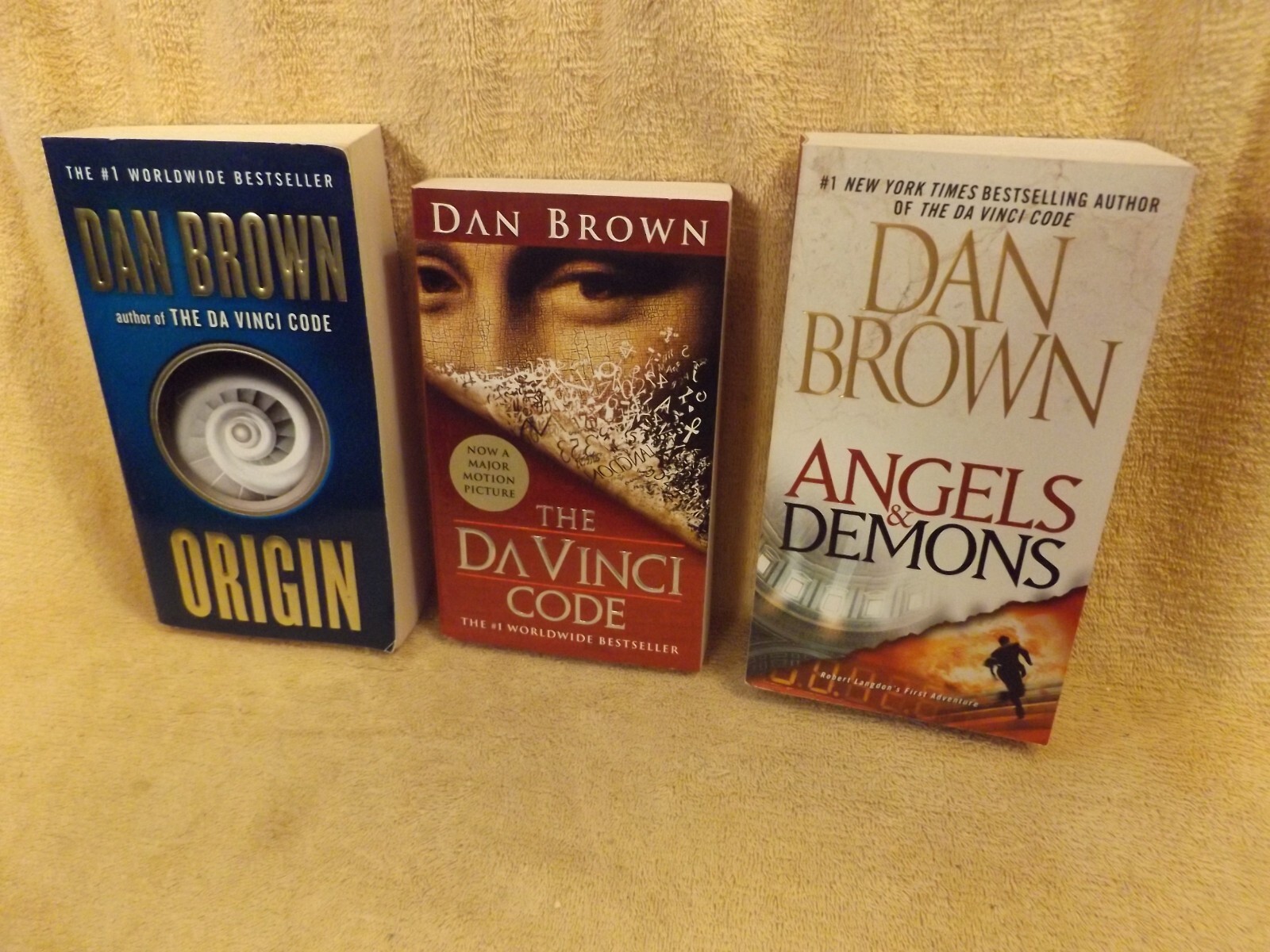 Lot of 3 paperbacks by Dan Brown THE Da VINCI CODE - ORIGIN - ANGELS ...