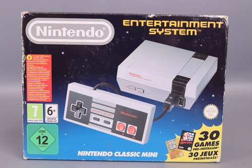 Nintendo Entertainment System NES Classic Edition - Plug and play TV ...