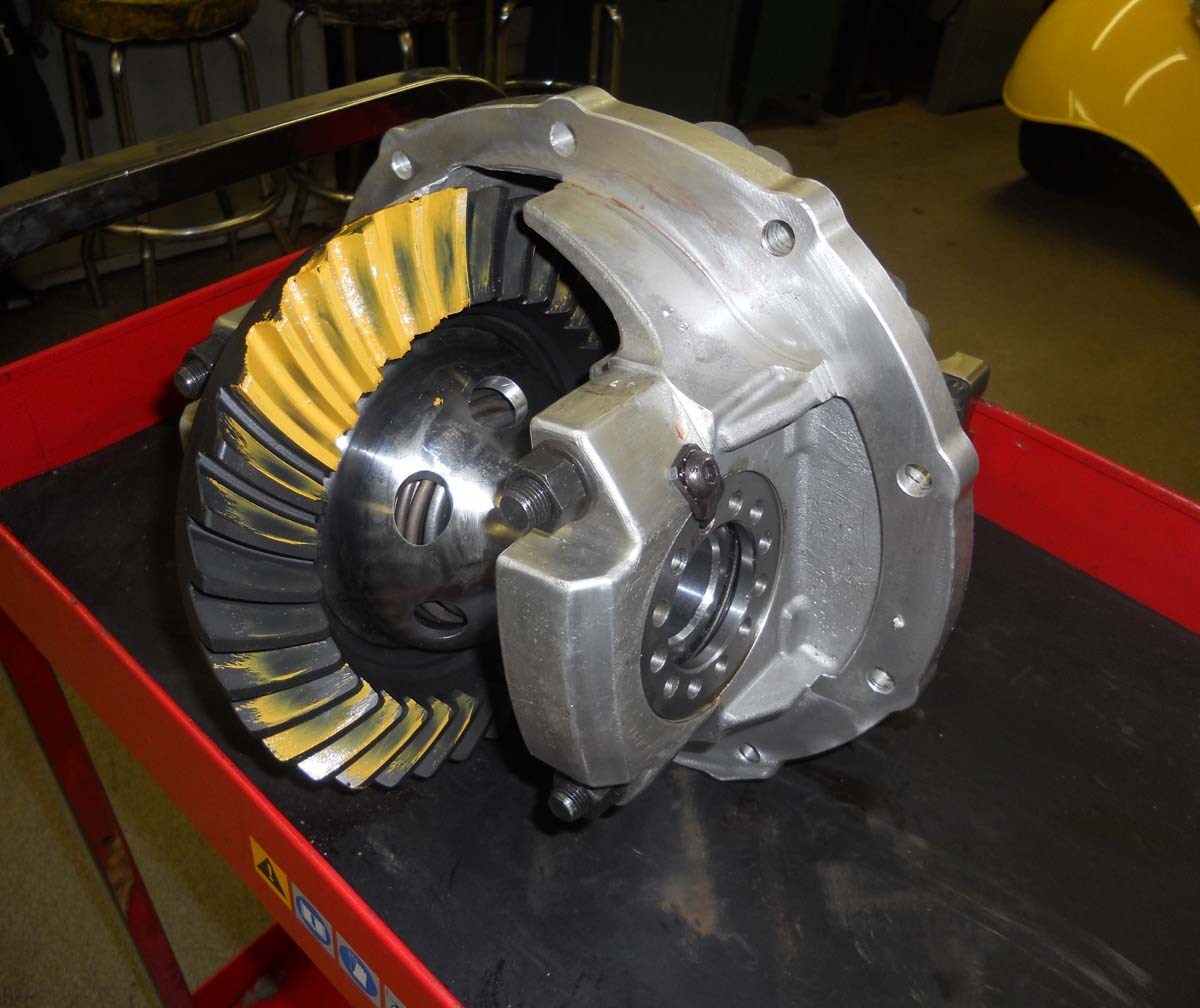 ALUMINUM THRU BOLT 9 INCH FORD REAR MUSTANG, CHEVY RACECAR, 28-40 ...