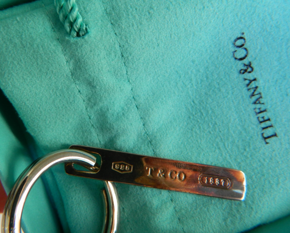 Tiffany & Co T & Co Key Ring in Sterling Silver 925 Key chain Unisex ...