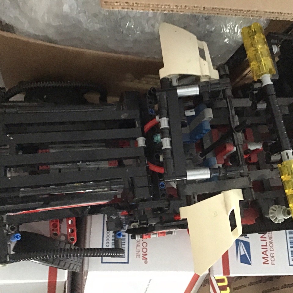 LEGO Technic Tow Truck 8285 Big Rig Semi Peterbilt Road Service Hauler ...