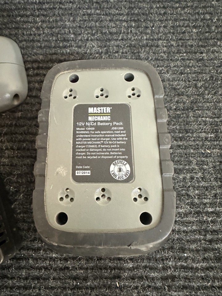 Master Mechanic Cordless Drill 3/8” 12V With Battery And Charger 134454 ...