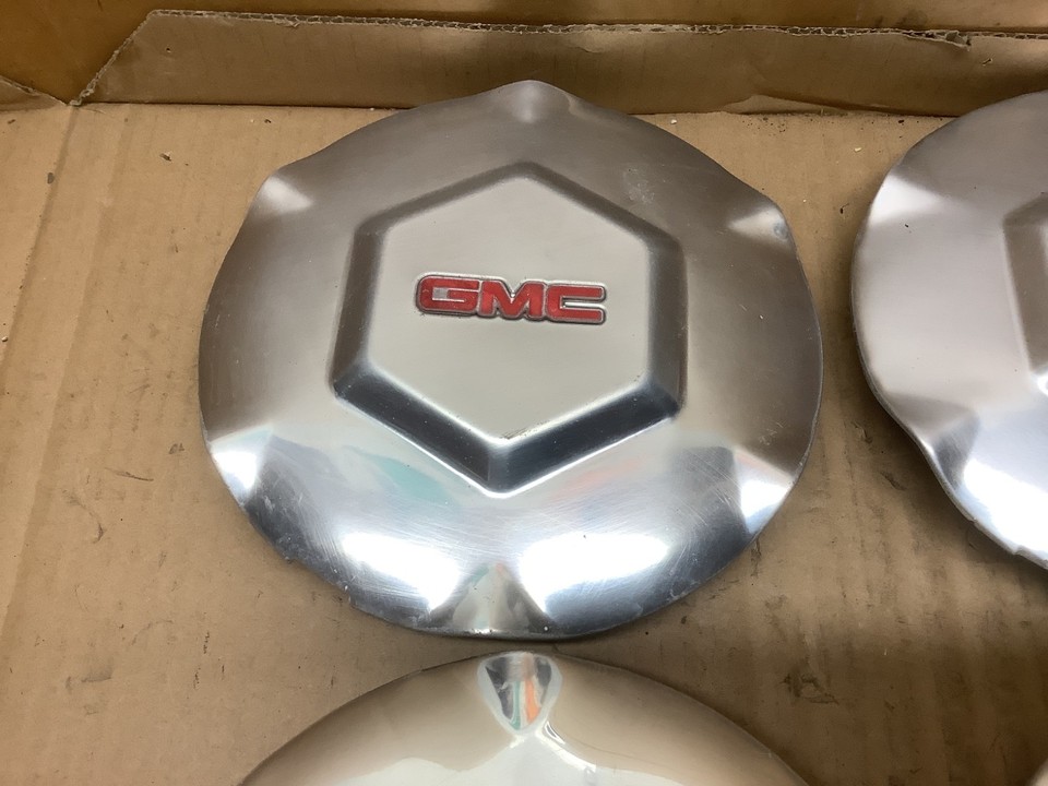 GMC Envoy XL XUV center cap set (4 pieces) 2002-2007 part number ...