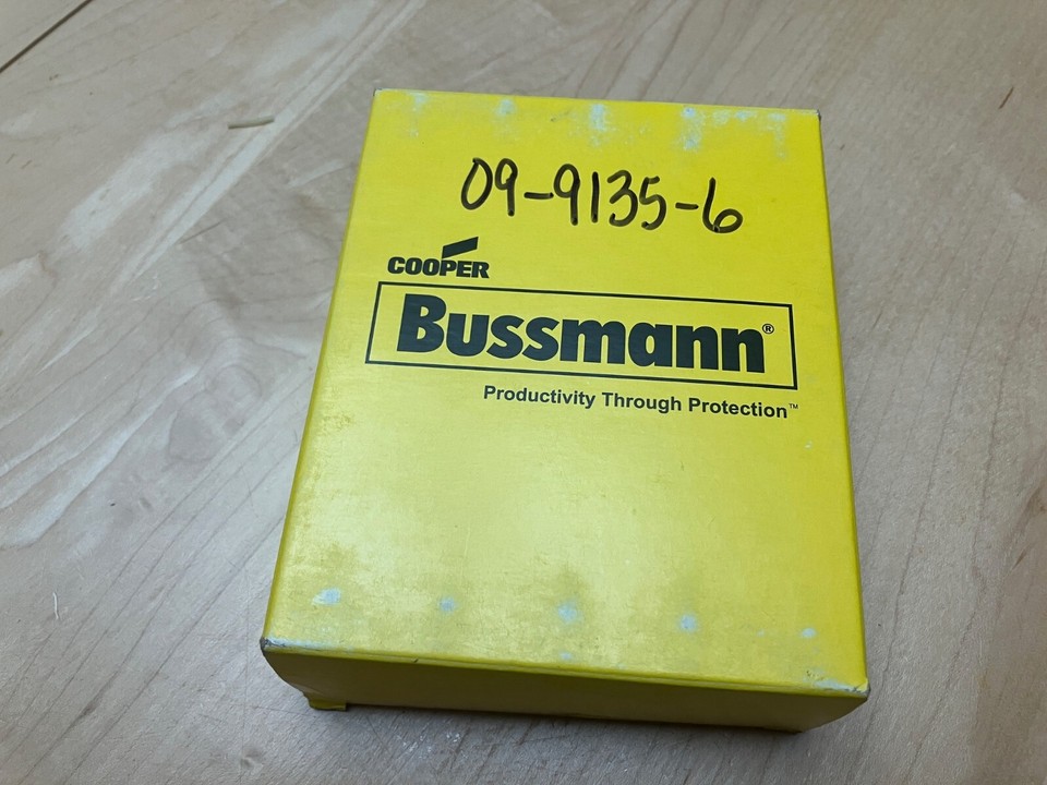Lot Of 10, NEW. FRS-R-15, Bussmann 15A Fuses. Class RK5. New In Box ...