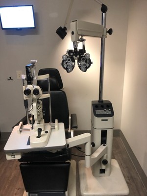 Chairs, Stands & Tables - Slit Lamp Phoropter