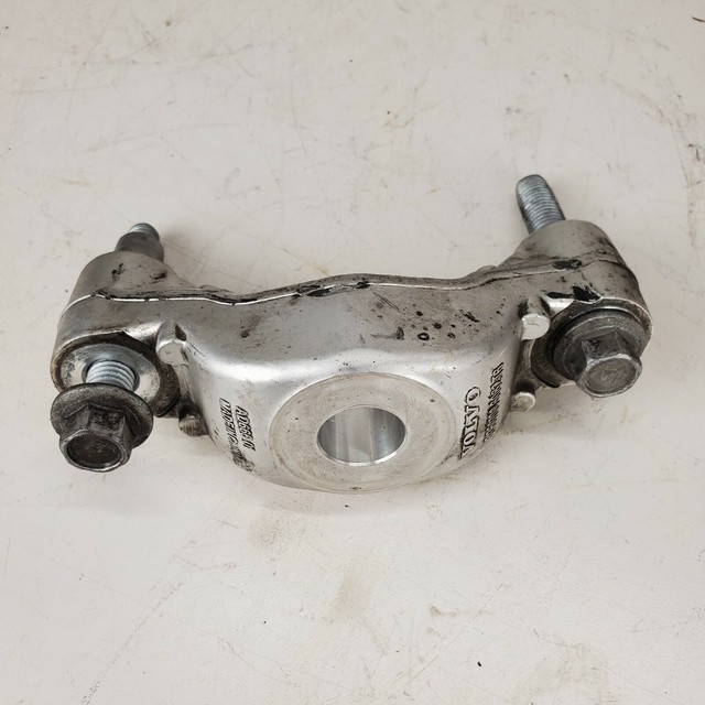 Volvo XC60 2018 delantero derecho brazo de control inferior / 31360700 ...