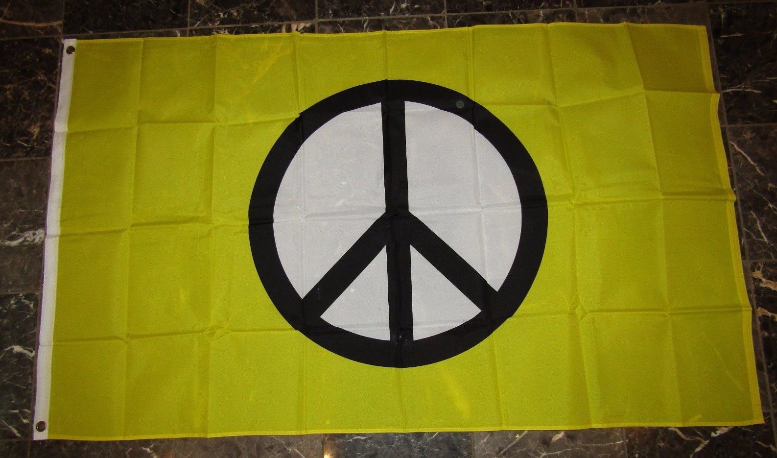 3x5 Peace Symbol Yellow Flag 3'x5' Banner Brass Grommets Yellow Peace ...