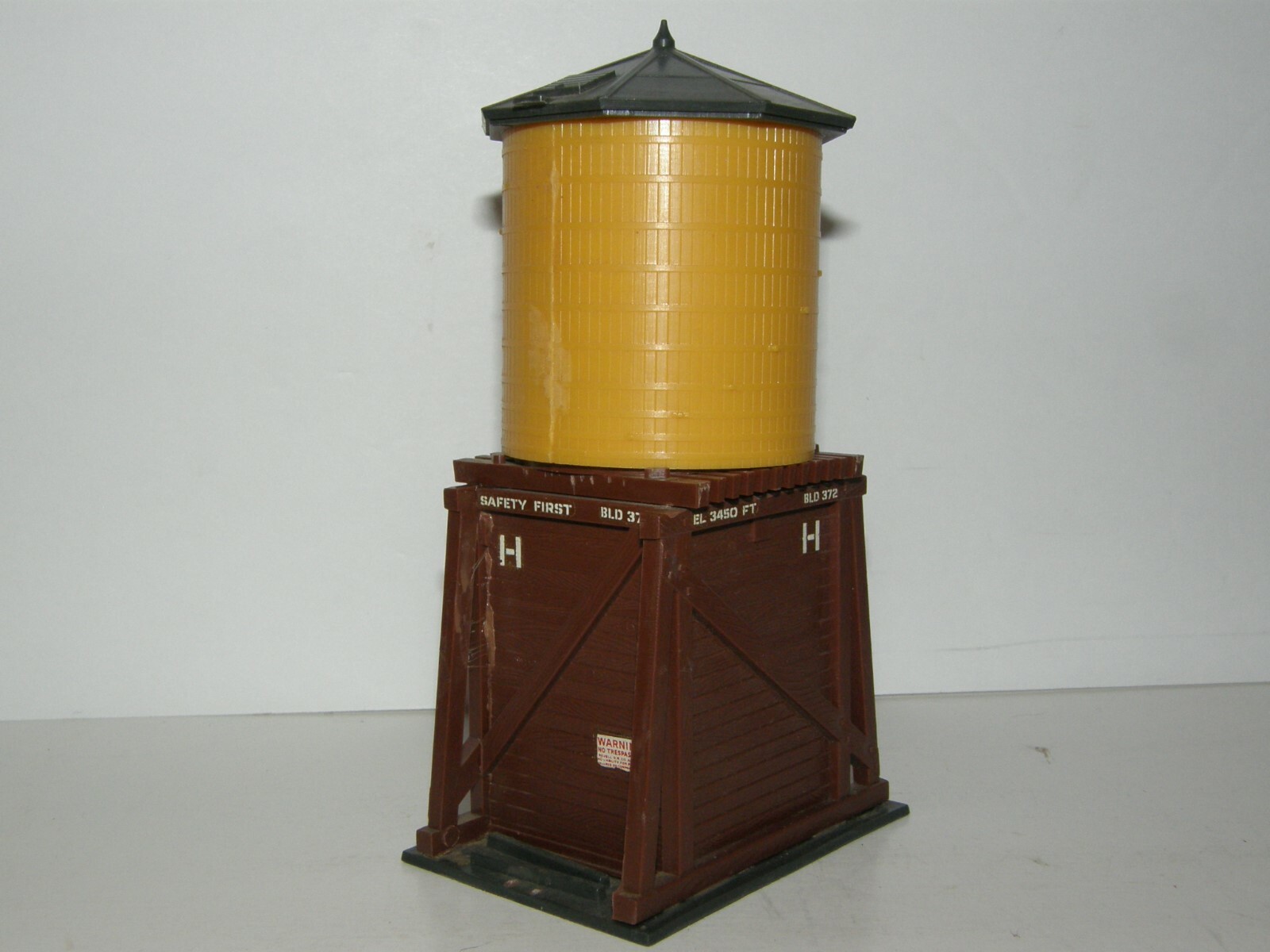 HO Scale Wooden Water Storage Tank Timber Structure at Base .... Built ...