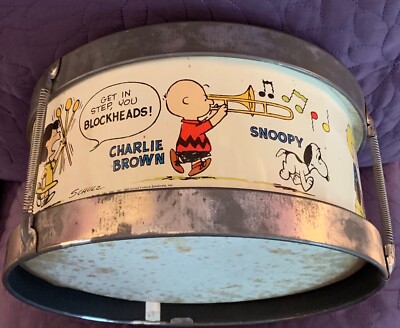PEANUTS MARCHING BAND DRUM SNOOPY CHARLIE BROWN VINTAGE METAL CHEIN | eBay
