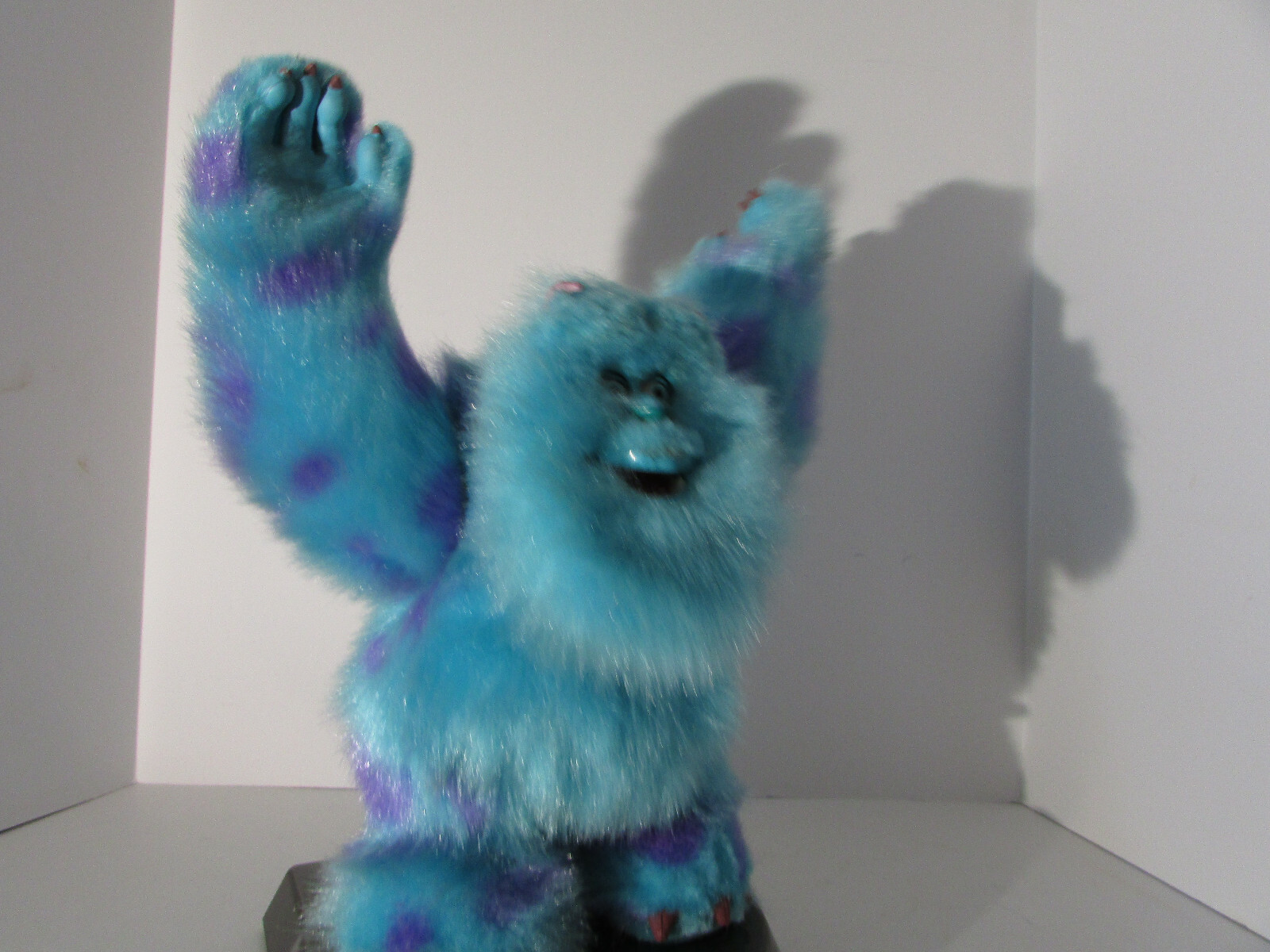 MONSTERS INC Animated SCULLY with Room Guard Motion Light&Sounds ...