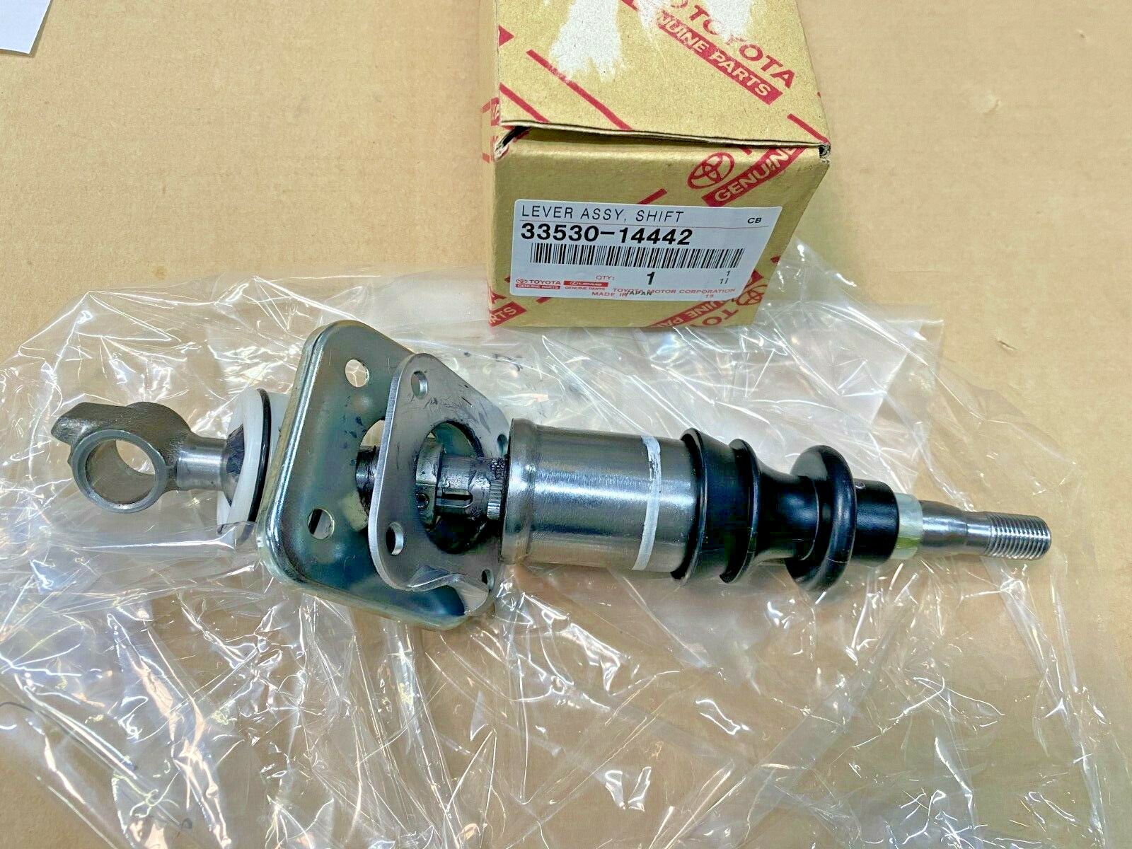 GENUINE TOYOTA SUPRA (1993-1996) LEVER, FLOOR SHIFT TRANSMIN 33530 ...