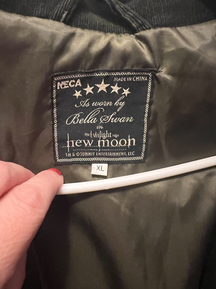Twilight New Moon Official NECA Bella Swan Green Corduroy Jacket | eBay