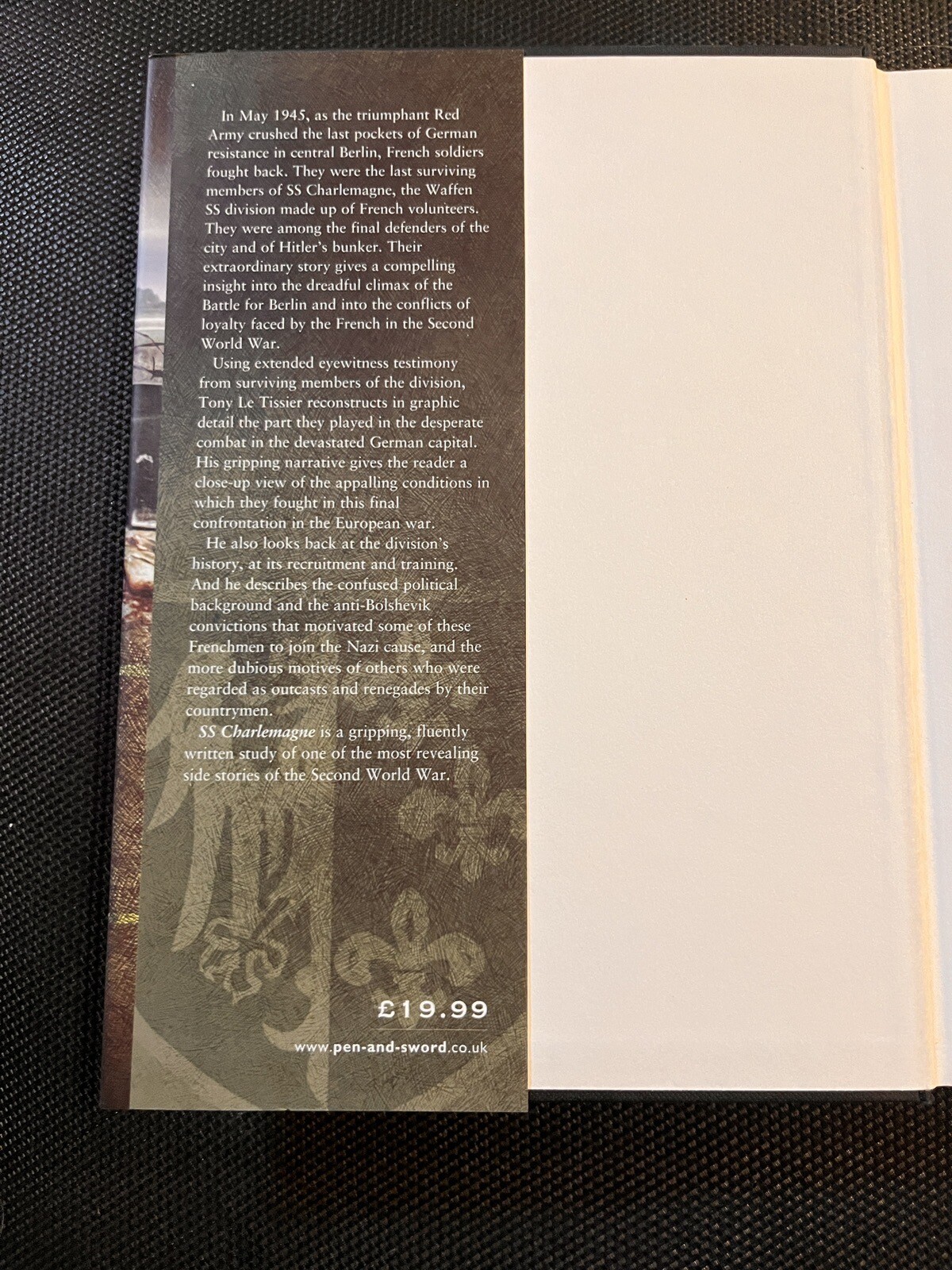 SS Charlemagne : The 33rd Waffen-Grenadier Division of the SS by Tony ...