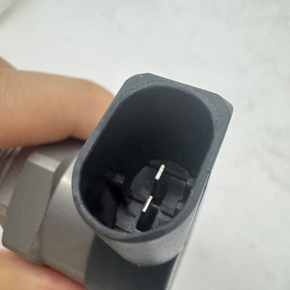 Fuel Rail Pressure Relief Valve For Volkswagen Audi BOSCH 0281006074 ...