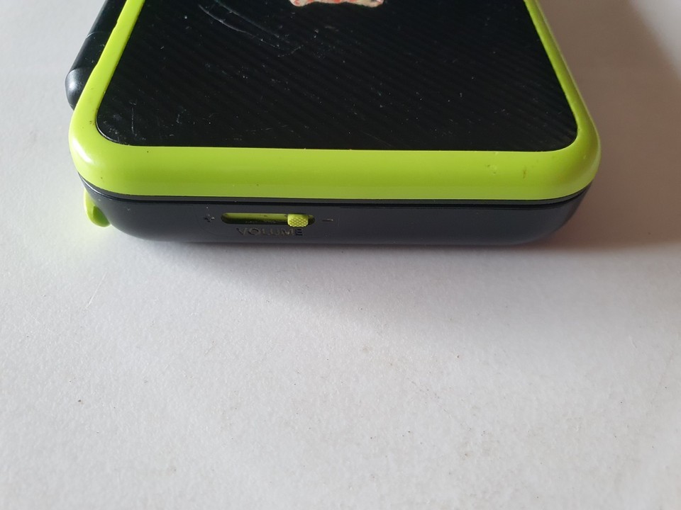 New Nintendo 2DS XL LL Lime Green & Black Console With USB Charging ...