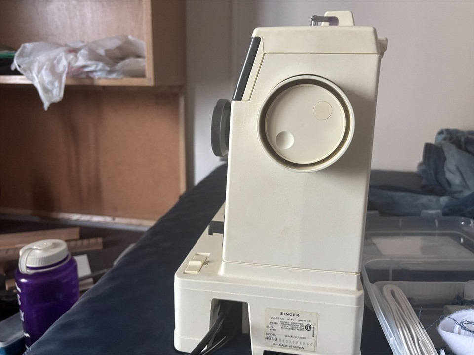 Singer Sewing Machine 4610. | eBay