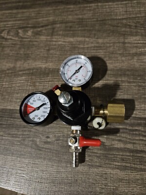 Fountains & Soda Dispensing - Compressed Gas Regulator