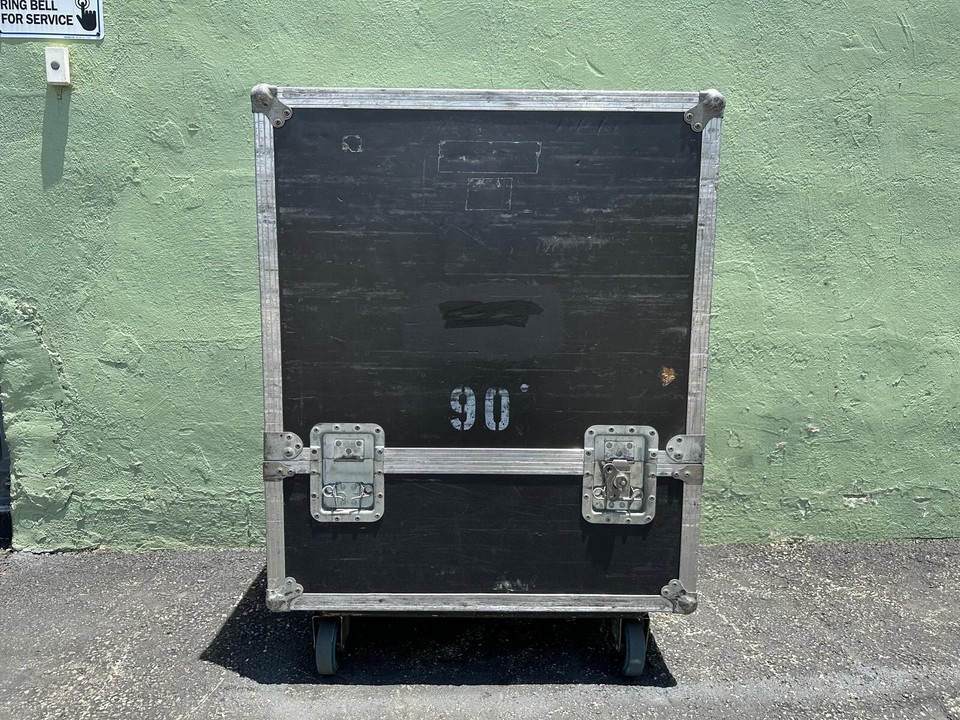 (2) JBL Array Series Active Speakers Model 4892A in Wheeled Hard Case ...