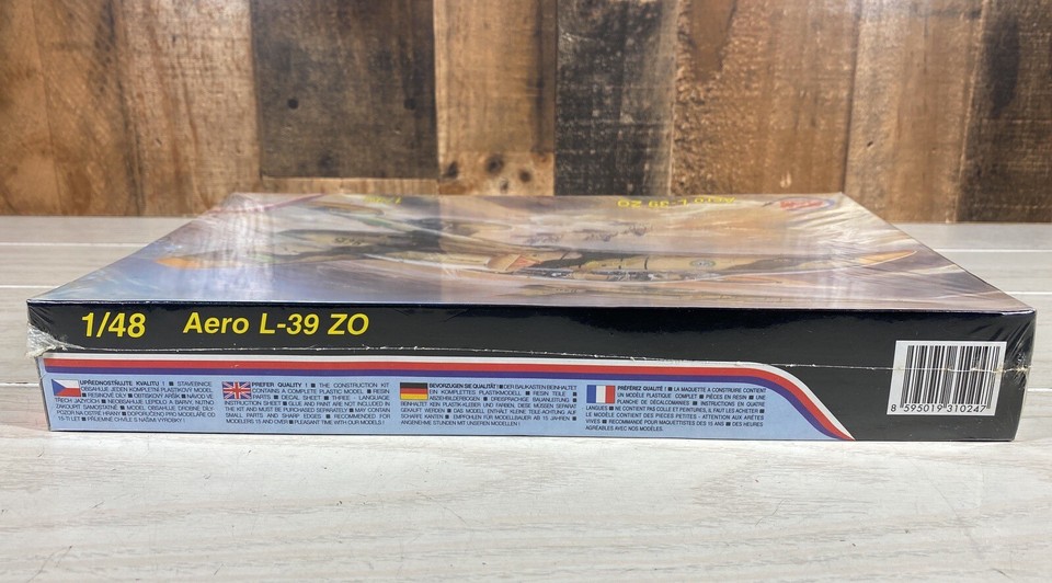 Aero L-39 ZO Jet Model Kit MPM 48042 1/48 - New Sealed | eBay