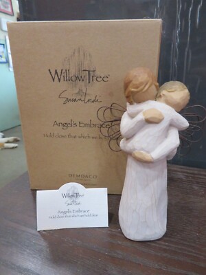 Willow Tree ANGEL EMBRACE Sculpted Hand Painted Figure New in Box-FREE ...