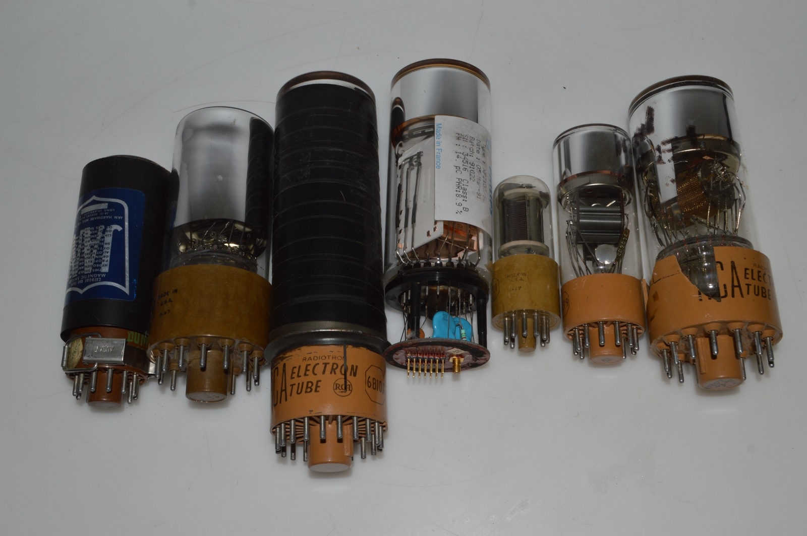 *TC* RCA RADIOTRON ELECTRON TUBE LOT + DUMONT 6291 W/JAN SHIELD ...