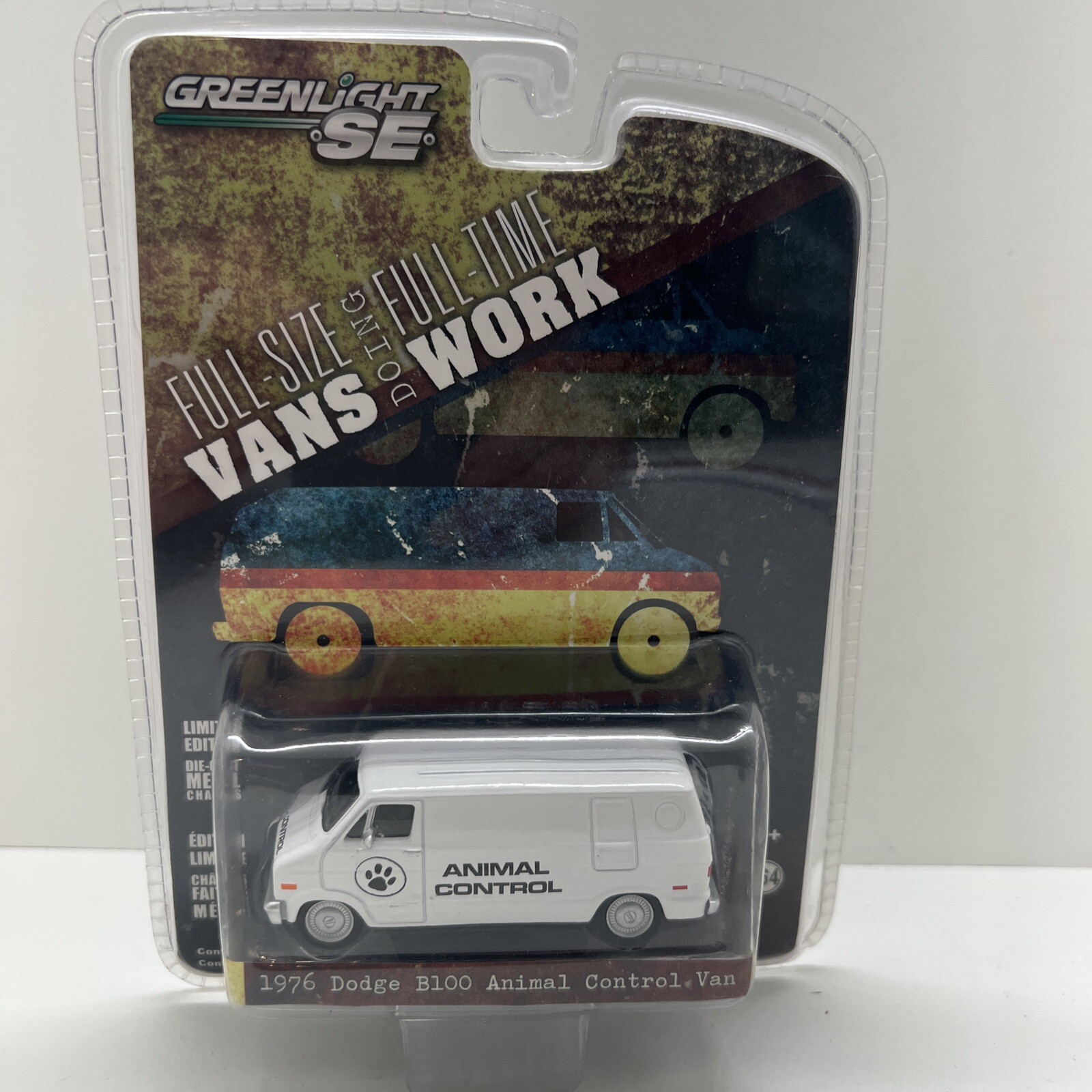 NEW 2014 1:64 Greenlight SE Vans Doing Work - 1976 Dodge B100 Animal ...