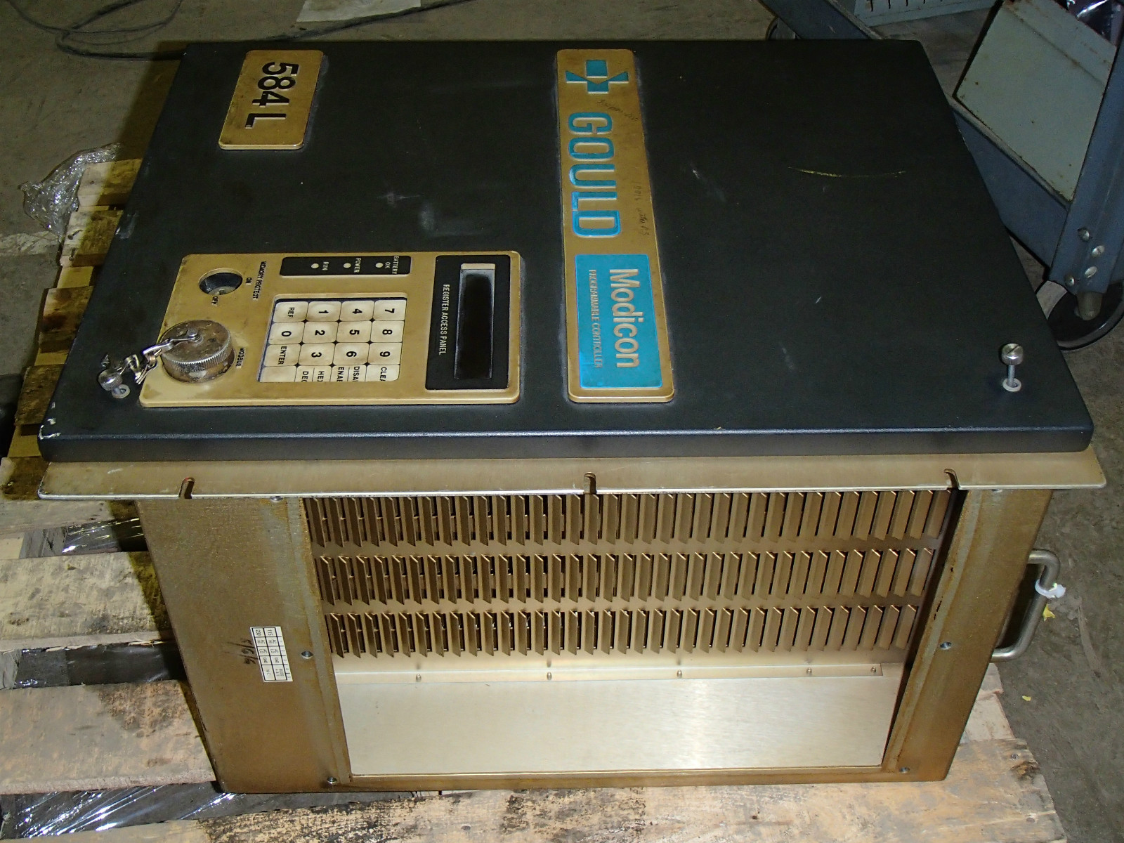 AEG Gould Modicon Programmable Controller AS-584L-231 _2.9 AMPs_584-L ...